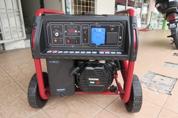 Shineray SRGE14000E 8000W Remote Start Portable Generator with Wheel ...