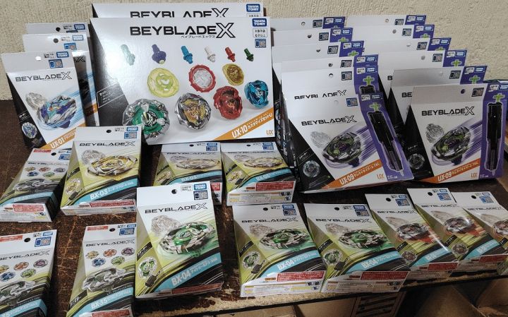 BEYBLADE X BX-15 BX-19 BX-38 BX-03 BX-04 UX-01 BX-05 BX-13 UX-07 BX-16 ...