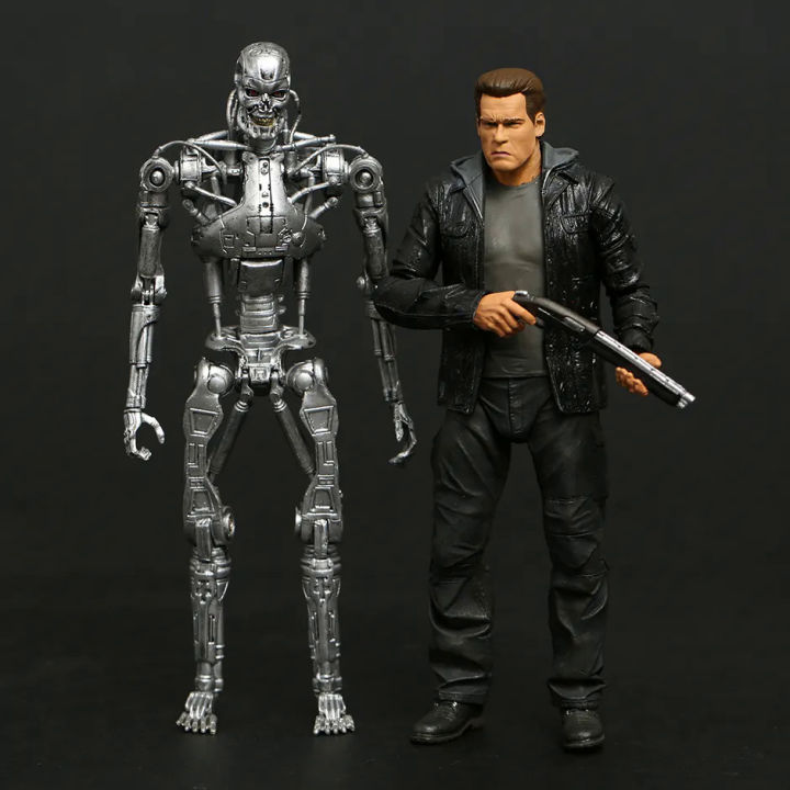 T-800 Endoskeleton Pops Guardian Terminator Genisys NECA Terminator ...