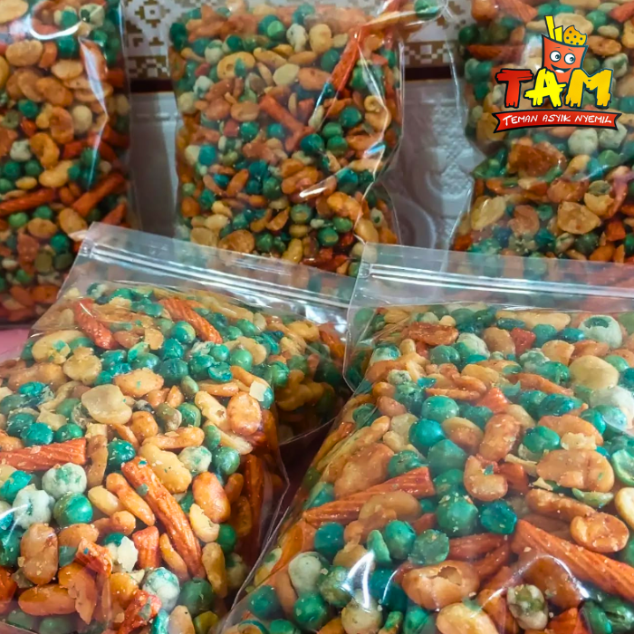 Kacang Campur Mix Nuts 250 Gram (Kacang Koro Polong Stik Pedas Jaipong ...
