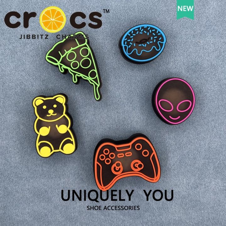 Led jibbitz croc Shoe Buckle Flashing Light Bear Shoes Flower Cute Hole ...