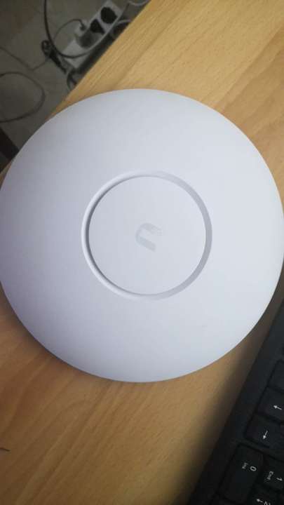 UBNT dual-band wireless AP Gigabit ceiling UniFi UAP-AC-PRO LR HD ...
