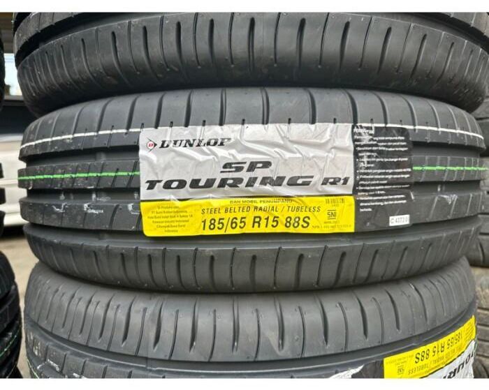 Ban Mobil Dunlop SP Touring 185/65 R15 88S Ban Grandlivina Ertiga ...