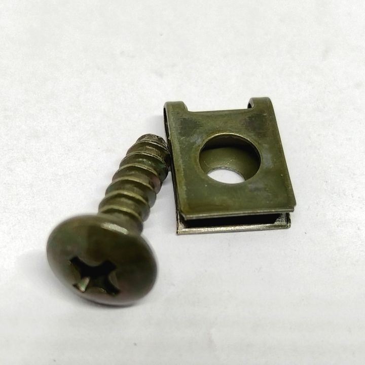 BODY CLIP YAMAHA WITH BODY SCREW ( 5x15m ) by CHICKEN WORKS. sold per ...