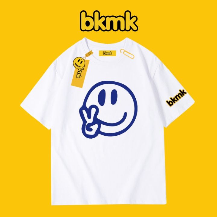 BKMK เสื้อแขนสั้นหน้ายิ้ม,เสื้อพิเศษหลวมคู่ที่เรียบง่าย | Lazada.co.th