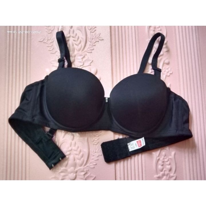 triumph strapless bra style with wire on hand sizes 32,34,36,38 cap A ...