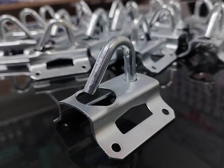 FTTH Hoop Fastening Retractor or Pole Mounting Bracket for Fiber Optic ...