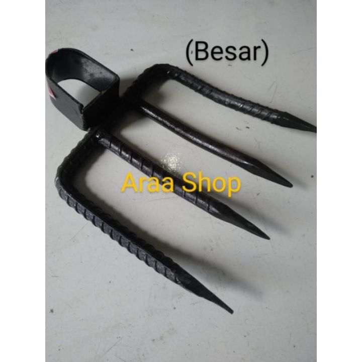 Garuk Garukan Garpu Sampah Besi Ulir Besar/Garok Sampah Got Besi Baja ...