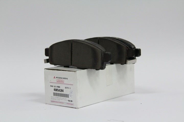 ผ้าดิสเบรกหน้า (Front Brake Pad) MITSUBISHI TRITON, PAJERO SPORT ปี ...