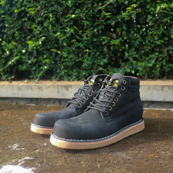 Sepatu Boots Pria Kulit Asli Country Boots Salmon Hitam Sepatu Ujung ...