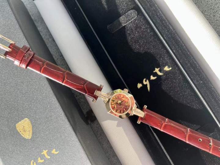 Japanese 2024 Agete Akato Christmas Limited Honeyed Walnuts-Color ...