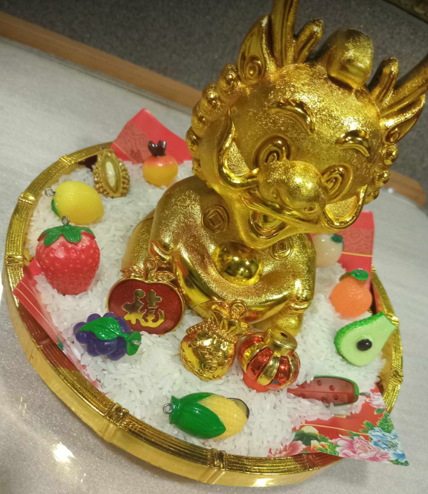 LUCKY CHARM 2024 YEAR OF THE WOODEN DRAGON PROSPERITY BASKET WITH 12 FRUITS FOR HEALTH AND ...