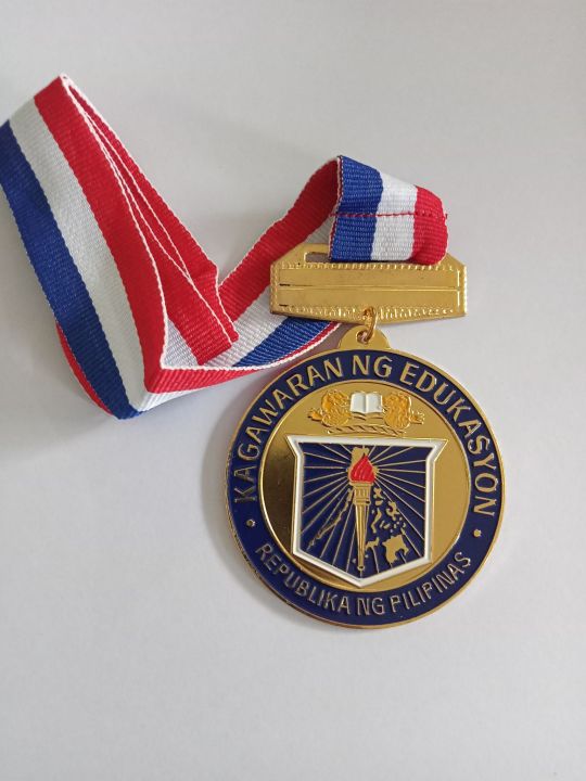 DEPED MEDAL KAGAWARAN 5 CMS GOLD 100PCS | Lazada PH