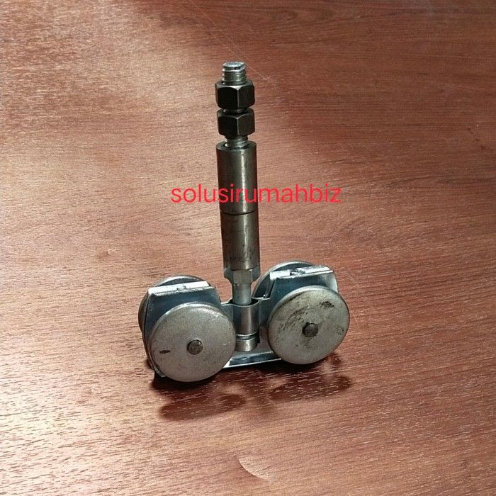 RODA ATAS GARASI 2 RODA BAUT DORONG RODA REL PINTU LIPAT AS berat ...