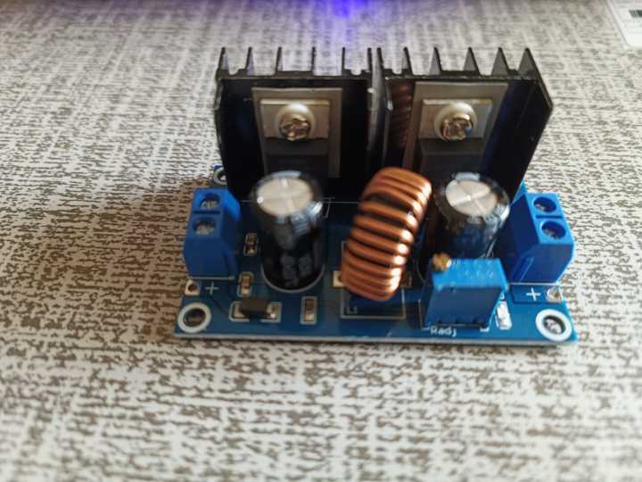 XL4016 STEP-DOWN BOARD MODULE MAX 8A 200W DC-DC BUCK CONVERTER | Lazada Indonesia