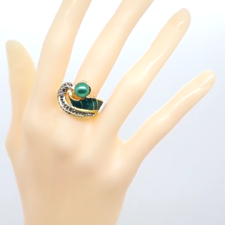 Women Bohemia Green Crystal Engagement Ring ,Anniversary Birthday Gift ...