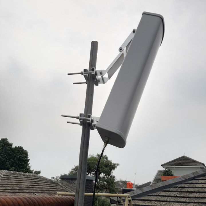 806 - 2700 MHz 15dBi GSM 3G 4G LTE Outdoor Directional Base Station ...