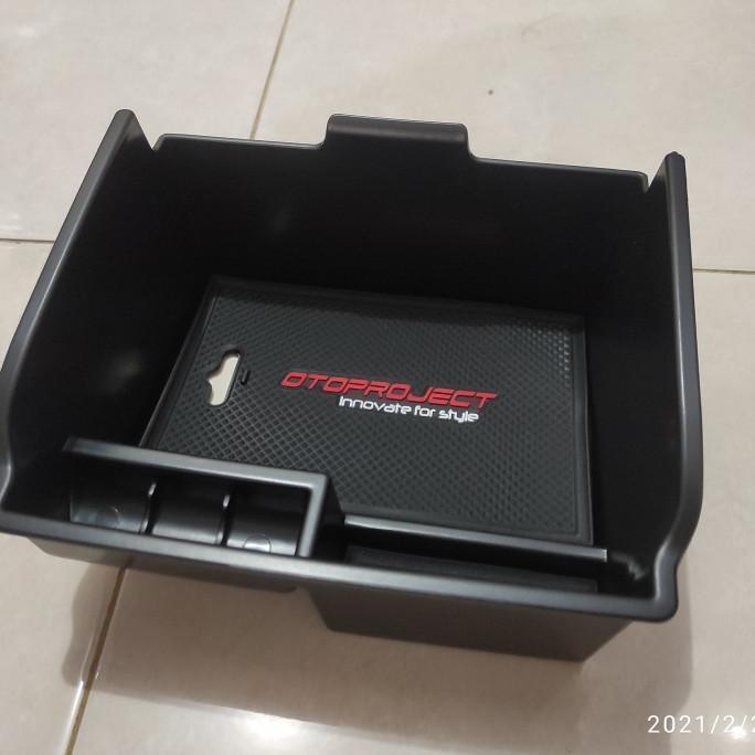 Console Tray Untuk Di Console Box Innova Reborn 2016-2018 | Lazada ...