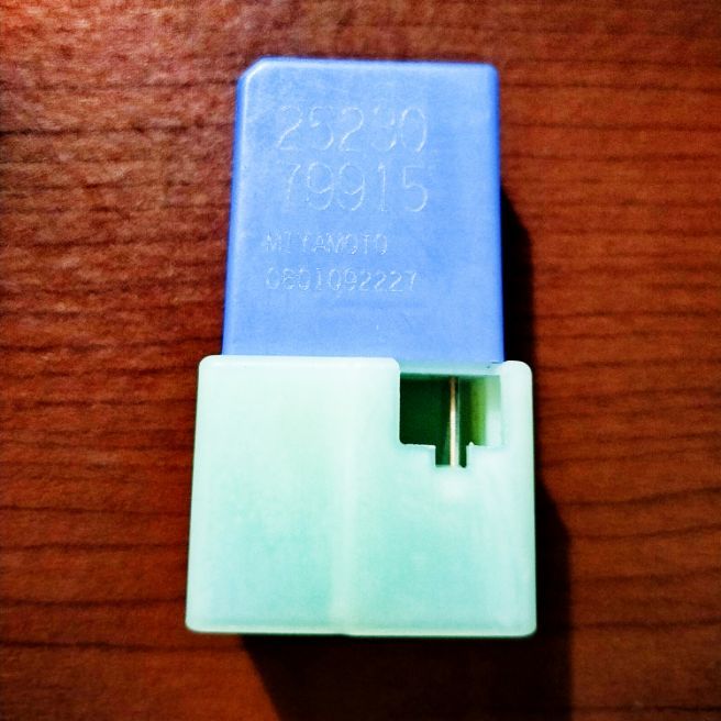 relay biru throtle Miyamoto xtrail T30 Serena C24 original copotan ...