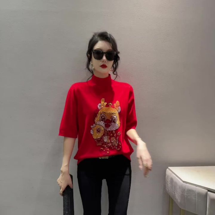 HZM 2024เสื้อสเวตเตอร์แบบสวมหัวสีแดงปีเกิดถักด้วยพลอยเทียมคอเต่าครึ่งฤดูใบไม้ร่วงและฤดูหนาวของ ...