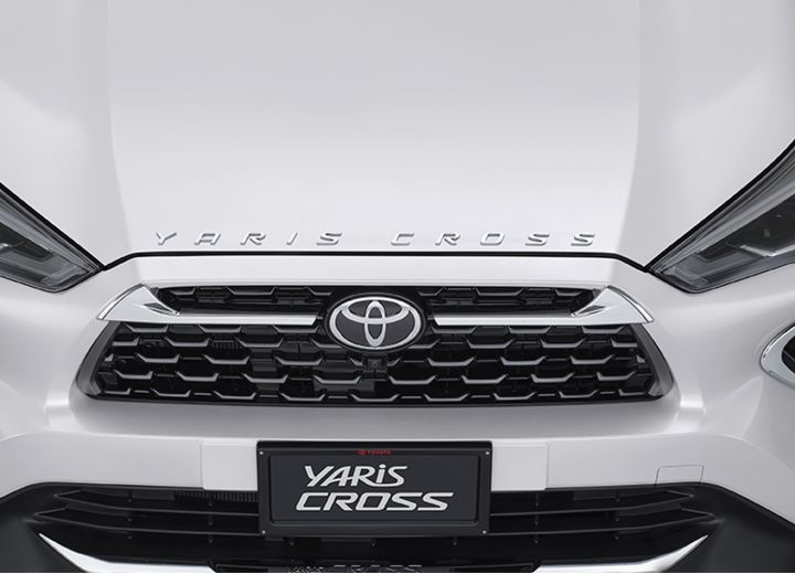 Toyota Yaris Cross Hood Emblem (Chrome) | Lazada PH