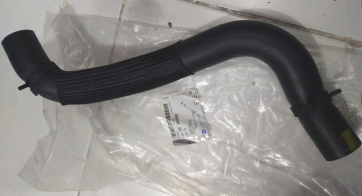 GM Radiator Hose - Inlet (upper)- for Chevrolet Orlando PN# 95389389 ...