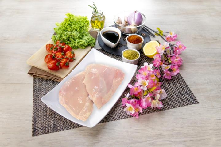 Fresh Sakura Chicken Thigh – 300g [Non-Halal] | Lazada Singapore