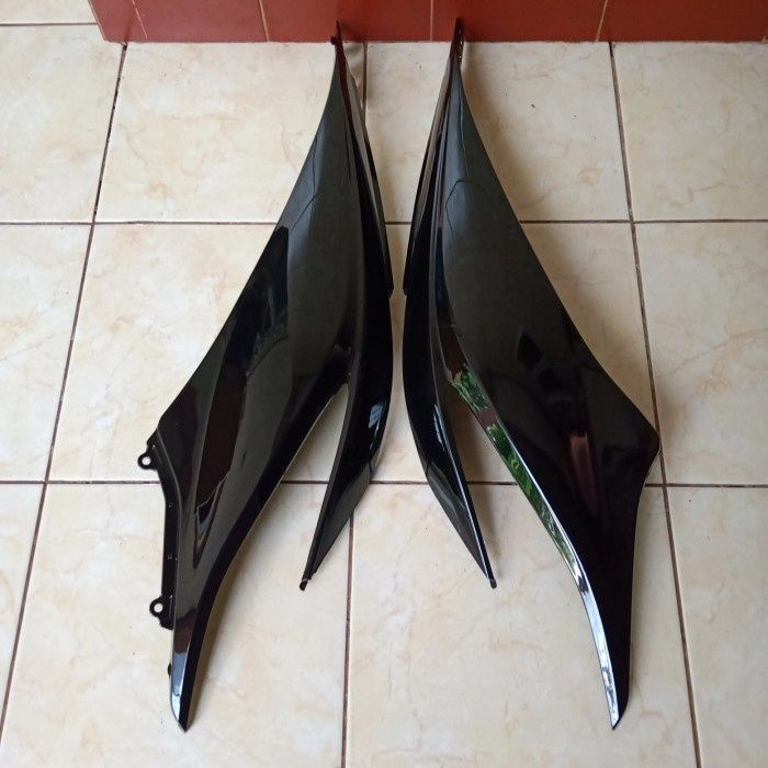 Body belakang Revo absolute Revo fit karbu hitam | Lazada Indonesia