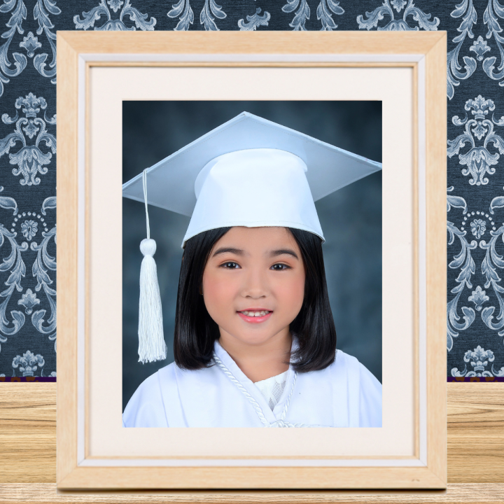 Picture Frame 8R with Matting/Stand and Gold Lining for 8x10 Graduation ...