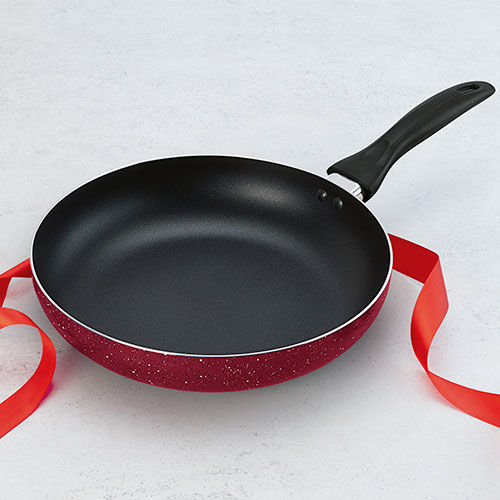 AVON - RUBY Non Stick 26 CM Frying Pan BY Kitchen Magi k- no cover ...