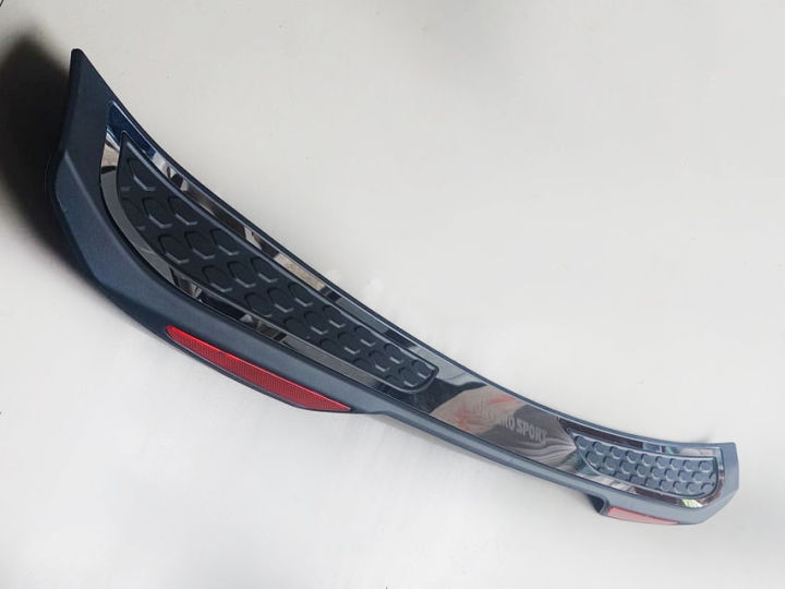 Mitsubishi Montero 2020 to 2021 Rear Step Sill Bumper Guard With ...