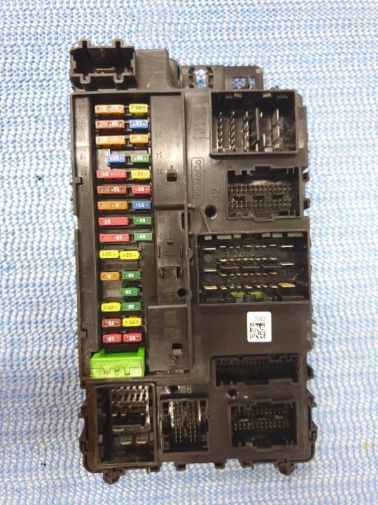 BCM (Body Control Module)Ford T7 ปี 2015 ขึ้นมา ราคารวมทำโปรแกรมให้ ...