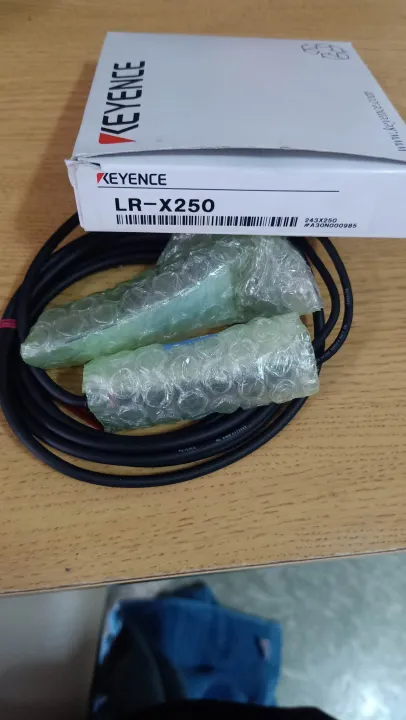 NEW KEYENCE LR-X250 ดิจิตอลเลเซอร์เซนเซอร์ แบบ CMOS รุ่นมาตรฐาน ชนิดสาย ...
