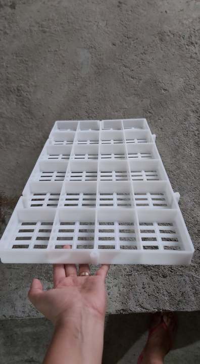White matting store