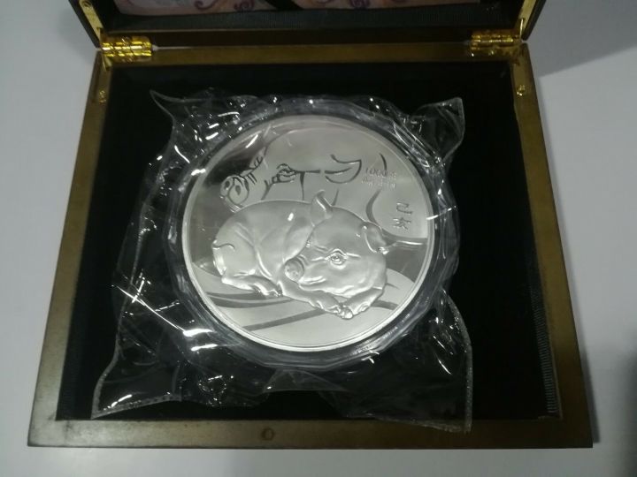 Chinese Lunar Calendar Pig 2019 1 kg kilo Silver Plated Coin Round ...