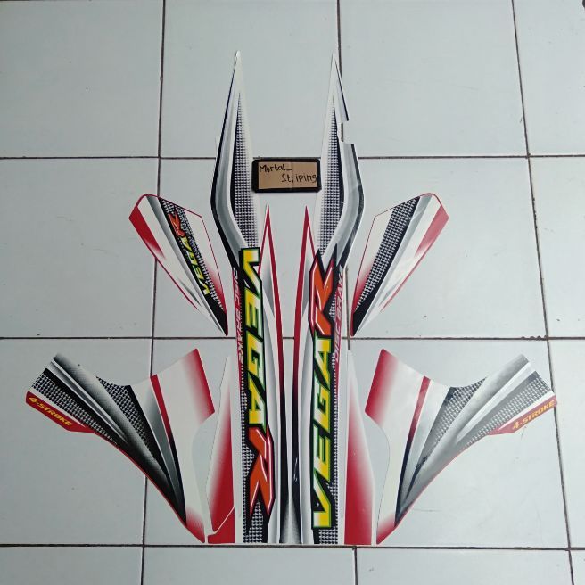 STICKER STRIPING FULL SET LIST BODY VEGA R LAMA OLD 2005 2006 MERAH ...