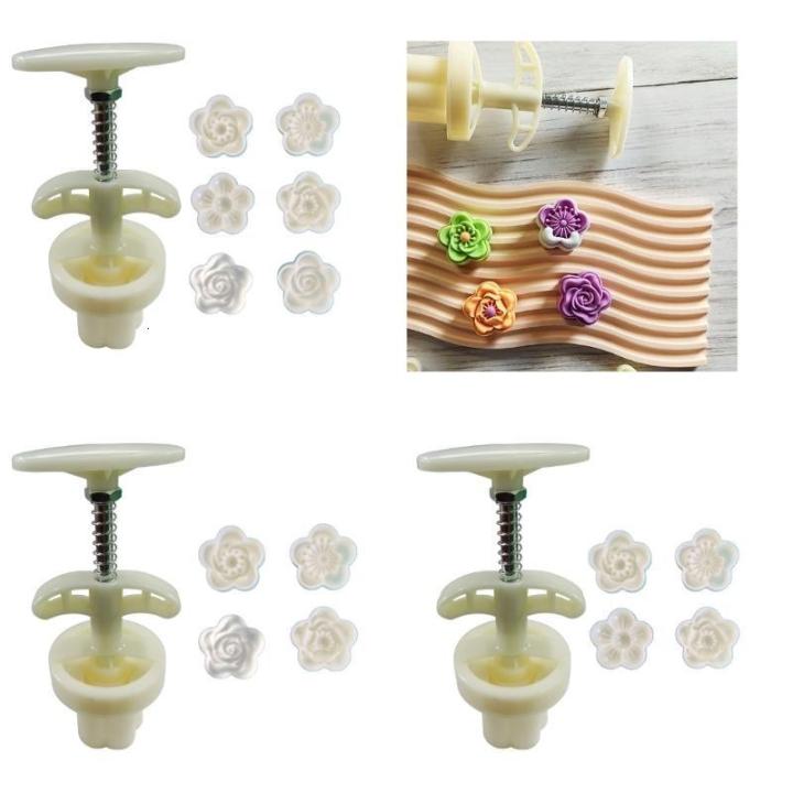 Plastic DIY Mooncake Stamps Plum Blossom Shaped DIY Mooncake Molds Hand ...