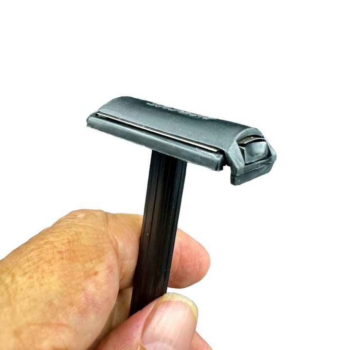 Colorful Japanese Double Edge Safety Razor - Black, Blue, Yellow, Pink ...