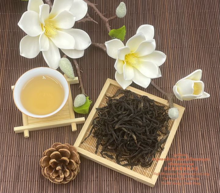 ชาอู่หลงเฟิ่งหวงตันฉงขี้เป็ดยอดภูเขา กลิ่นหอมดอกพุด 高山凤凰单丛鸭屎香 High ...