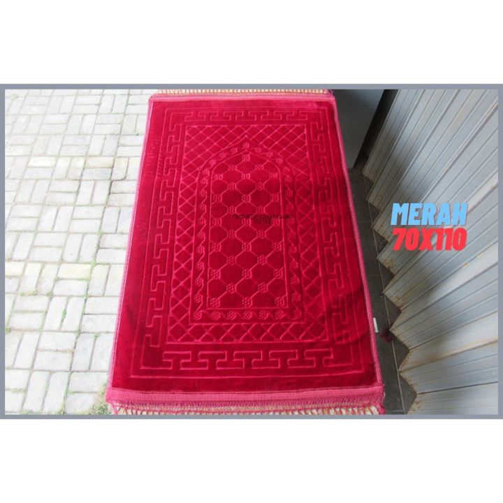 Sejadah Polos Turky Berbahan EMBOS / Bermotif Timbul Beludru/ COD byar ...