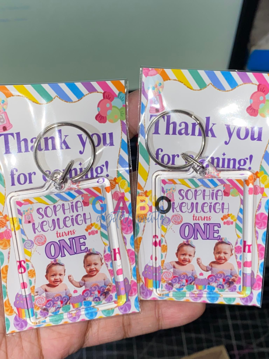 Personalized Keychain Souvenirs for Birthdays, Christening, Wedding ...