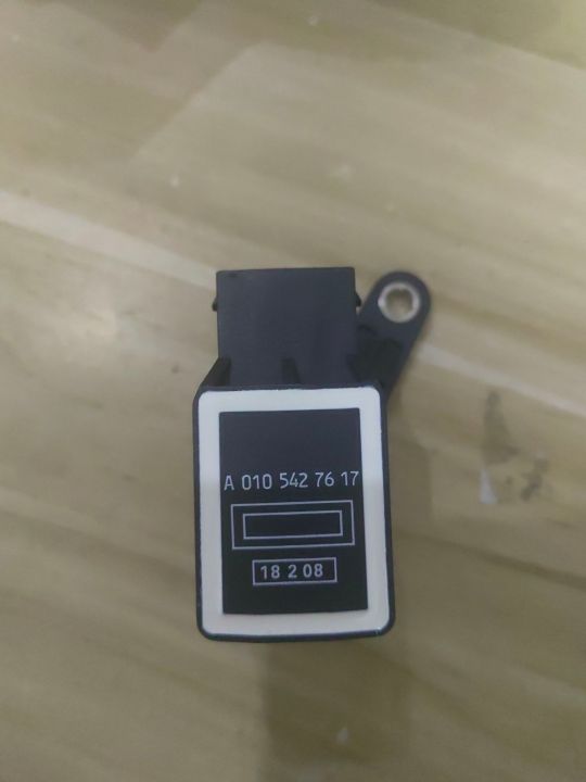 A0105427617ใหม่เซ็นเซอร์ระดับช่วงล่างสำหรับ MERCEDES BENZ W220 W211 ...