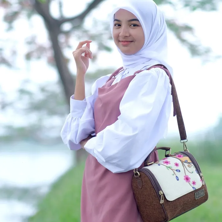 Tas Selempang Wanita Multifungsi Frio Series Marawa Handmade | Lazada ...