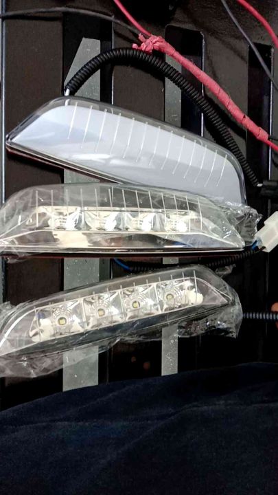 Lampu Mayang Depan Jetbus / Lampu Marker Depan Jetbus / Lampu Sein 24v ...