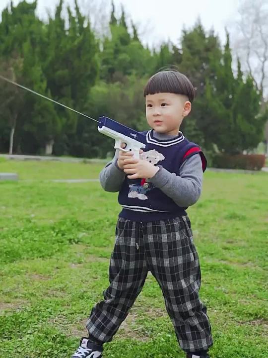 COD Glock ปืนฉีดน้ำเด็กกีฬาปืนฉีดน้ำของเล่นฤดูร้อนกลางแจ้งเกมปืนฉีดน้ำ ...